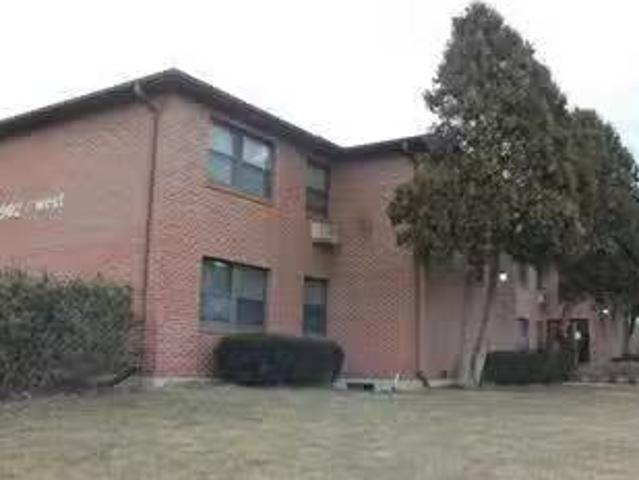 P048 / 2902 Apt 2 31 Street Unit. 2902 Apt 2 31 Street