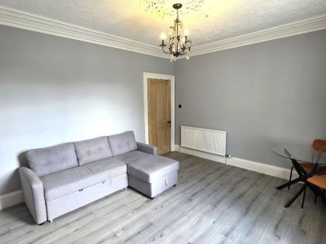 P1884: Holburn Road, City Centre, Aberdeen