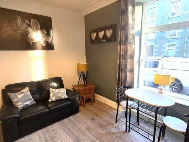 P2303: Northfield Place, Rosemount, Aberdeen