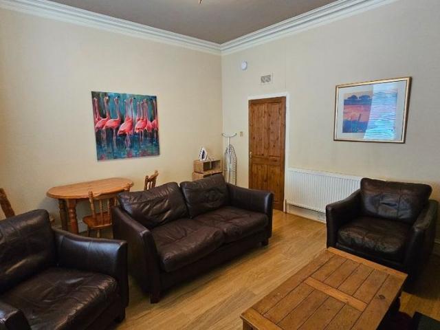 P825: Wallfield Crescent, Rosemount, Aberdeen