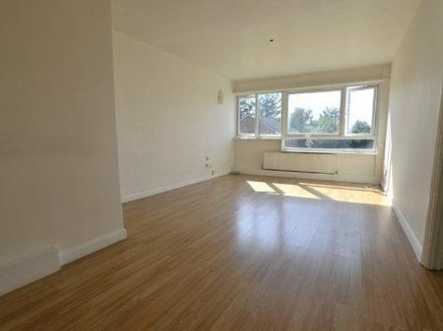 Pampisford Road, South Croydon, CR2
