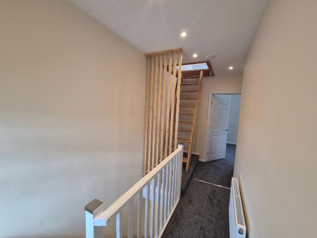 Pant Yr Heol, Neath SA11, 2 bed property to rent, £925 pcm | PrimeLocation