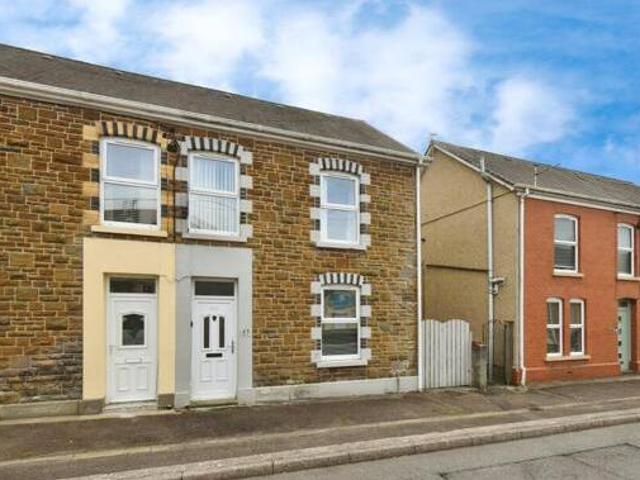 Pantyffynnon Road, Ammanford, 4 Bedroom Semi detached