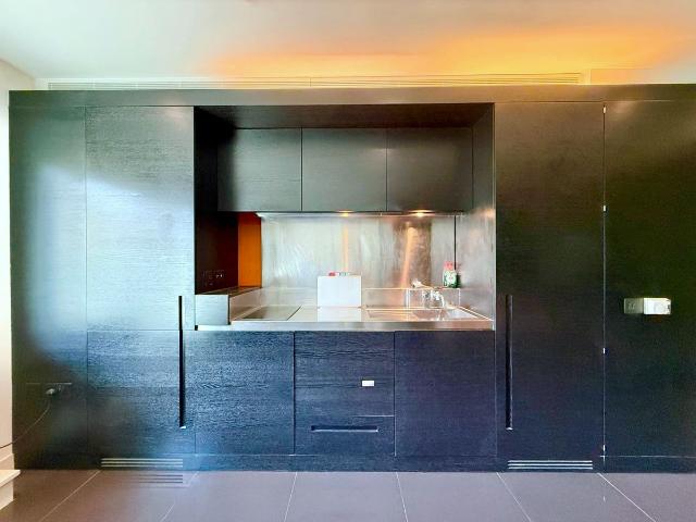 Pan Peninsula, Canary Wharf E14, Studio to rent, £2,100 pcm | PrimeLocation