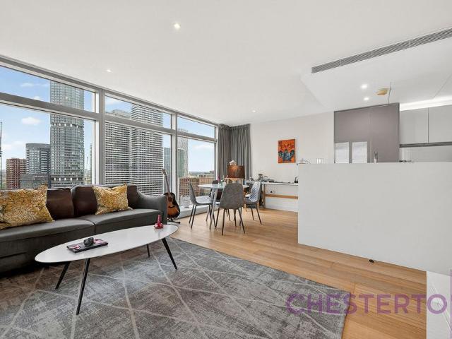 Pan Peninsula Square, Isle Of Dogs. 2 bed flat to rent £4,250 pcm £981 pw