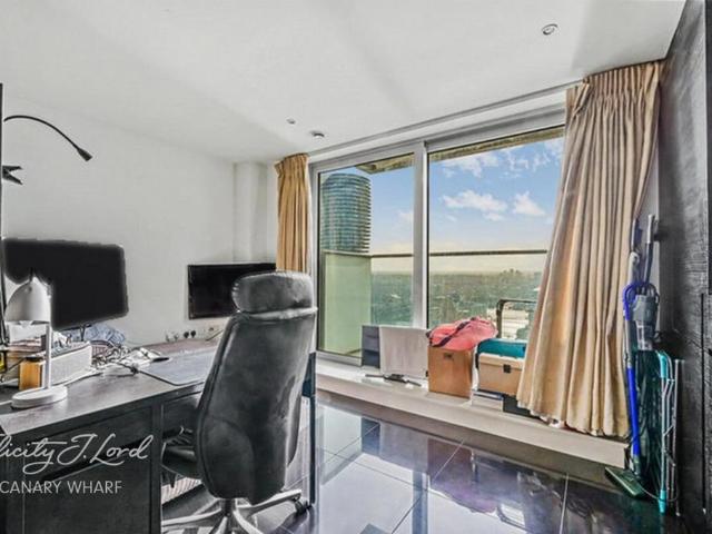 Pan Peninsula Square, London 1 bed apartment to rent £2,000 pcm £462 pw