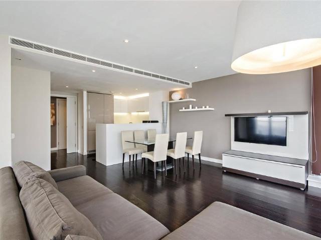 Pan Peninsula Square, London 2 bed flat to rent £3,400 pcm £785 pw