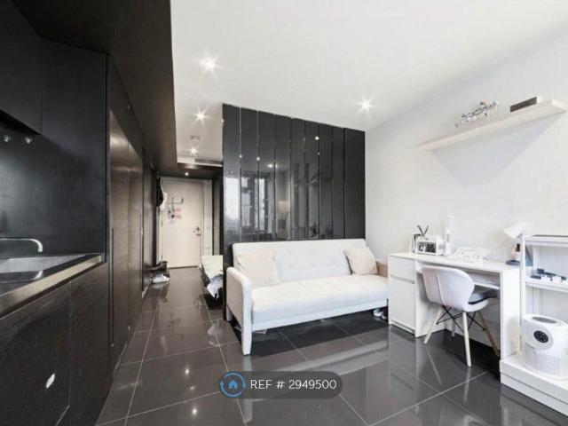 Pan Peninsula Square, London E14, Studio to rent, £1,830 pcm | PrimeLocation