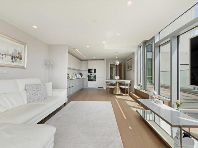 Pan Peninsula Square, London E14, 2 bed flat to rent, £4,767 pcm | PrimeLocation