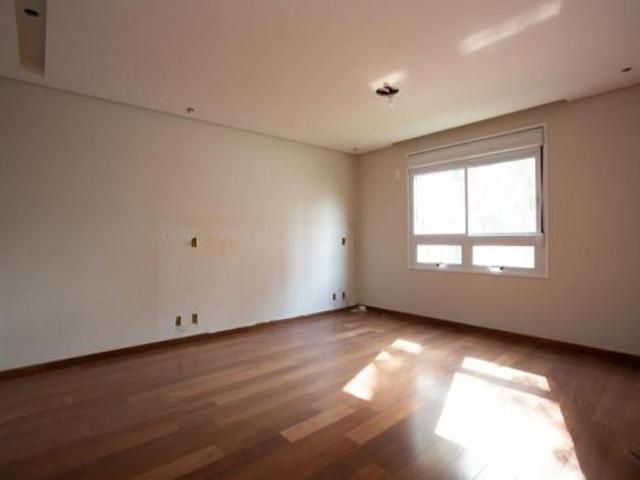 Panamby Apartamento com 5 suíte s