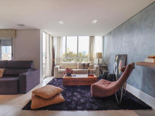 Panamby, Condominio Clube, impecável, 3 quartos/2 suítes. 3 garagens, 131 m2 úteis