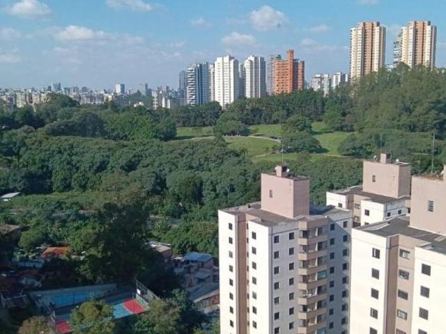 Panamby, próximo ao colégio Porto Seguro
