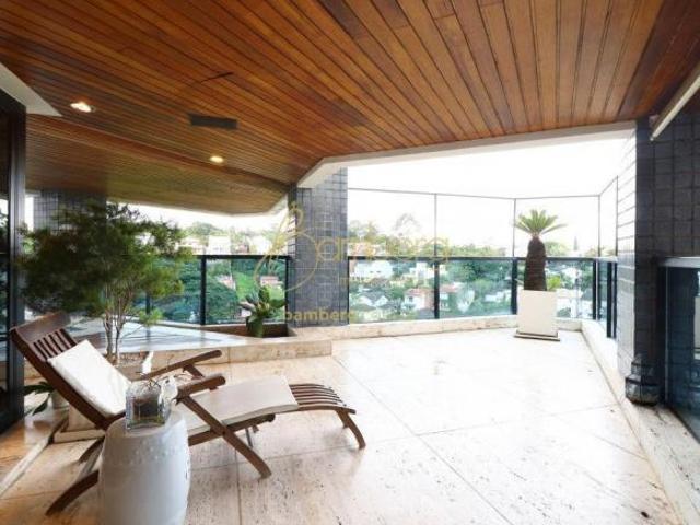 Panamby,Vila Monte Verde, Penthouse 438 m2 úteis. 4 quartos/4 suítes,5 vagas. Confira!