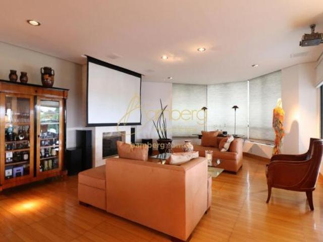 Panamby,Vila Monte Verde, Penthouse 438 m2 úteis. 4 quartos/4 suítes,5 vagas. Confira!