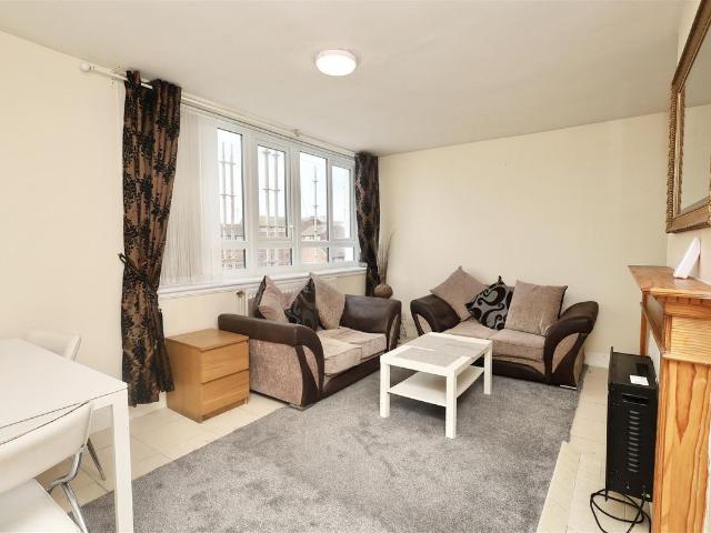 Pandon Court, Shieldfield, Newcastle Upon Tyne NE2, 2 bed flat to rent, £995 pcm | PrimeLocation
