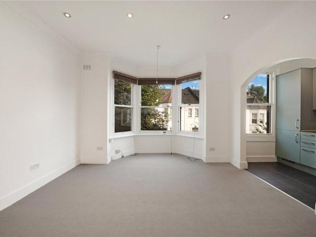 Pandora Road, West Hampstead, London. 1 bed flat to rent £2,250 pcm £519 pw