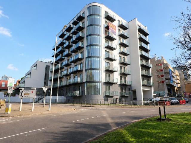 Panorama Apartments, Uxbridge UB8, 1 bed flat to rent, £1,575 pcm | PrimeLocation
