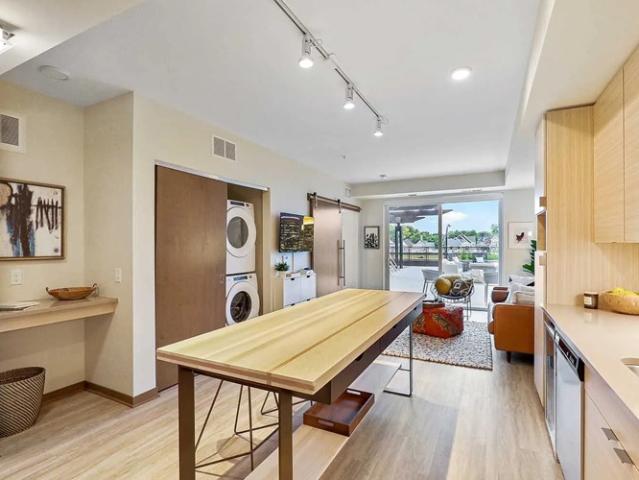 Panoramic Windows With Tons of Natural Light!