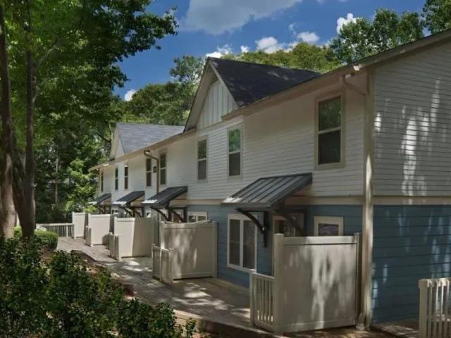 Paces Ridge at Vinings 1 Bedroom Apartment for Rent at 3900 Paces Walk Se, Atlanta, GA 30339