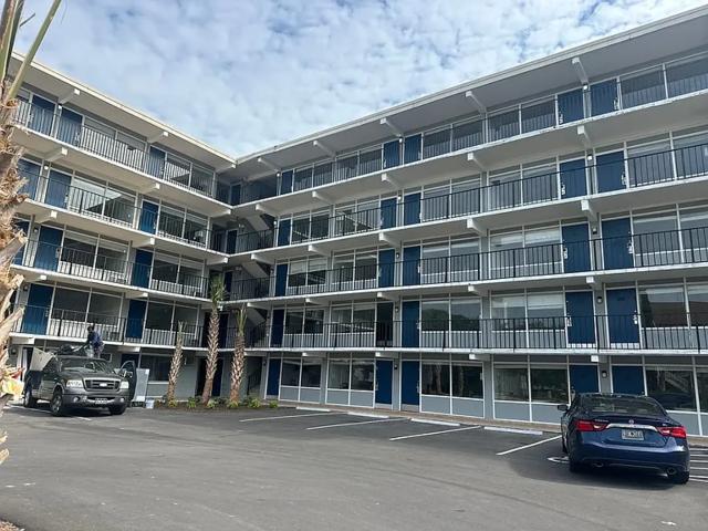 Paceview I 2010 S Ocean Blvd