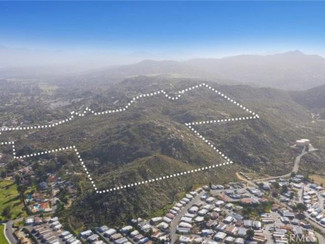 Pachea Trl, Hemet, CA 92545