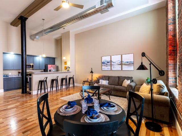 Pacific Mill Lofts 3 Bedroom Apartment for Rent at 300 Canal St Ste 8000, Lawrence, MA 01840