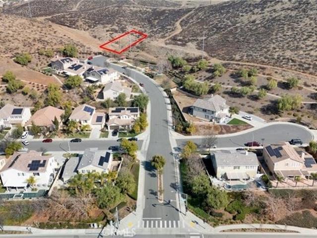 Pacific Bluff St, Menifee, CA 92584