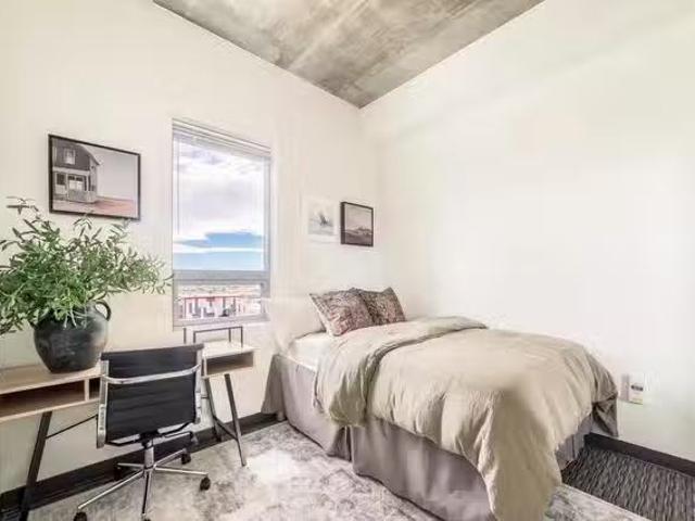 Pacific E1 5 Bed 3 Bath