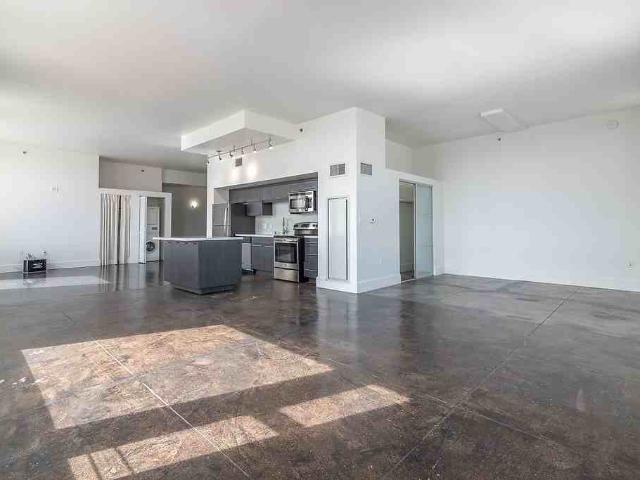 Pacific Electric Lofts Studio Apartment for Rent at 610 S Main St, Los Angeles, CA 90014 Downtown Los Angeles