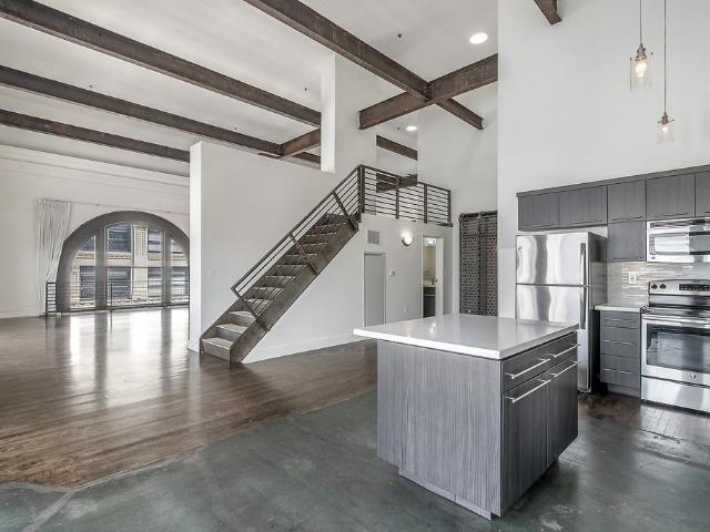 Pacific Electric Lofts Studio Apartment for Rent at 610 S Main St, Los Angeles, CA 90014 Downtown Los Angeles