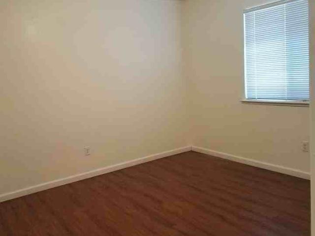 Pacific Pines 2 Bedroom Apartment for Rent at 3901 Q St, Bakersfield, CA 93301 Homaker Park