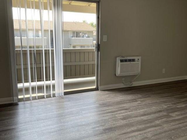Pacific Pointe South 1 Bedroom Apartment for Rent at 13922 N Tustin Ave, Santa Ana, CA 92780 Metro East