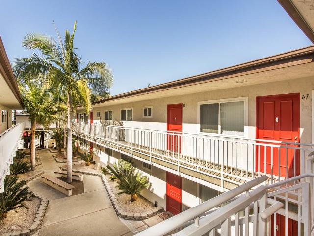 Pacific Sands 2 Bedroom Apartment for Rent at 5550 Balboa Arms Dr, San Diego, CA 92117 Clairemont Mesa East