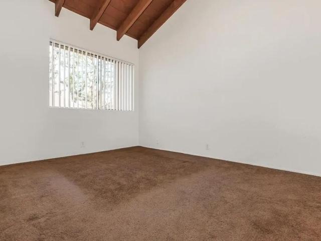 Pacific Terrace Studio Apartment for Rent at 3701 Q St, Bakersfield, CA 93301 Homaker Park