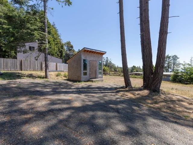 Pacific View Dr, Gualala, CA 95445