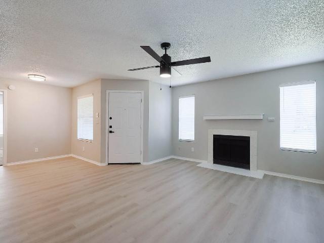 Pacifica 2 Bedroom Apartment for Rent at 7550 S Westmoreland Rd, Dallas, TX 75237
