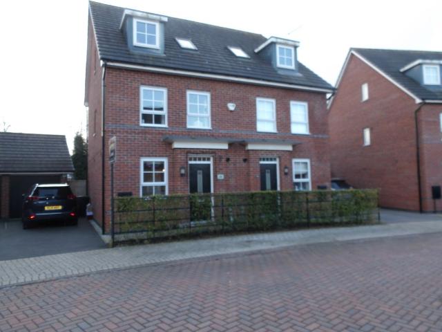 Pack Horse Close, Northwich CW9, 4 bed property to rent, £1,600 pcm | PrimeLocation