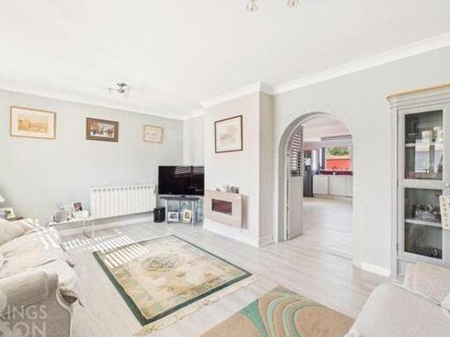 Pack Lane, Lingwood, 2 Bedroom Detached