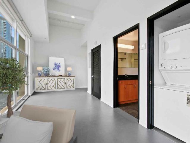 Packard Lofts 1 Bedroom Apartment for Rent at 1000 S Hope St, Los Angeles, CA 90015 Downtown Los Angeles