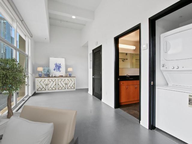 Packard Lofts 1 Bedroom Apartment for Rent at 1000 S Hope St, Los Angeles, CA 90015 Downtown Los Angeles