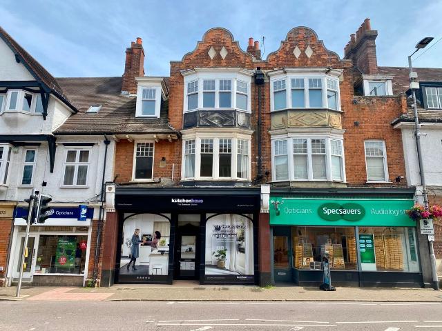 Packhorse Road, Gerrards Cross SL9, 1 bed flat to rent, £1,250 pcm | PrimeLocation