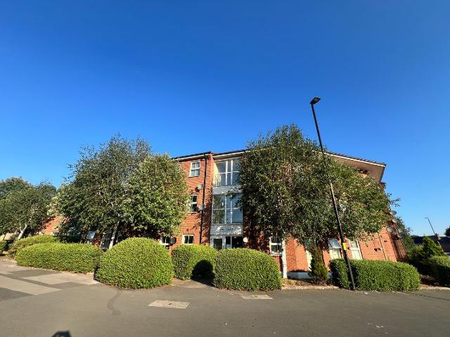 Packington Avenue, Birmingham B34, 2 bed flat to rent, £850 pcm | PrimeLocation