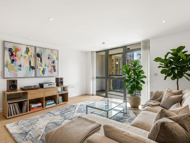 Packington Square, Islington, London N1, 1 bed flat to rent, £2,795 pcm | PrimeLocation