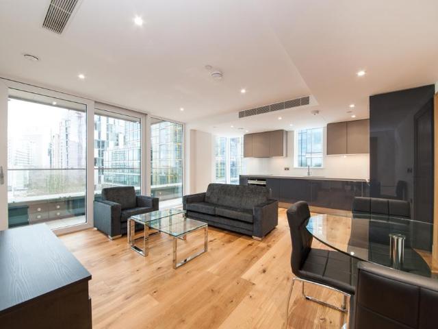 Paddington Exchange, 12 Hermitage. 3 bed flat to rent £7,366 pcm £1,700 pw