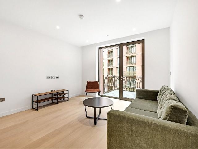 Paddington Green, London W2, 1 bed flat to rent, £3,467 pcm | PrimeLocation