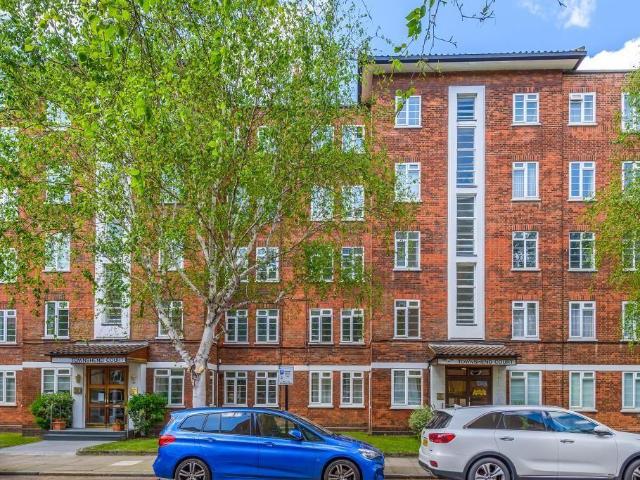Paddington, London NW8 3 bed flat to rent £2,950 pcm £681 pw