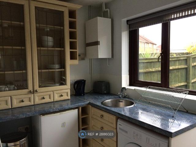 Paddock Close, Bradley Stoke, Bristol BS32, 1 bed terraced house to rent, £1,100 pcm | PrimeLocation