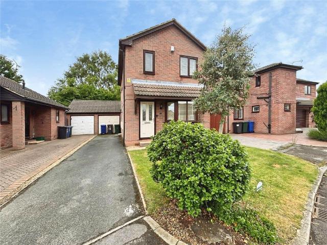 Paddock Close, South Yorkshire DN5 3 bed detached house to rent £1,095 pcm £253 pw