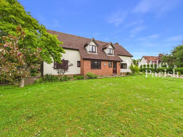 Paddock Lodge, Cotton IP14, 4 bed detached house to rent, £2,200 pcm | PrimeLocation