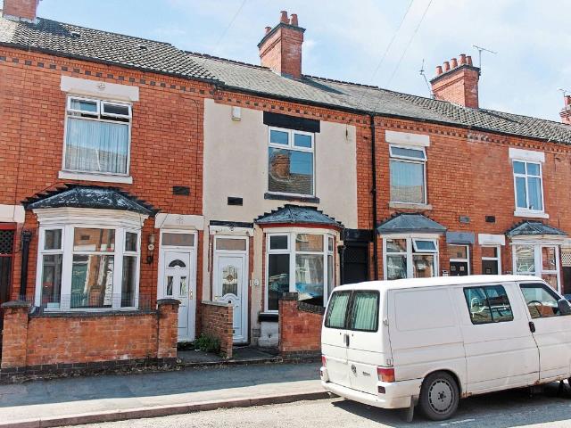 Paddock Street, Wigston LE18, 2 bed terraced house to rent, £900 pcm | PrimeLocation